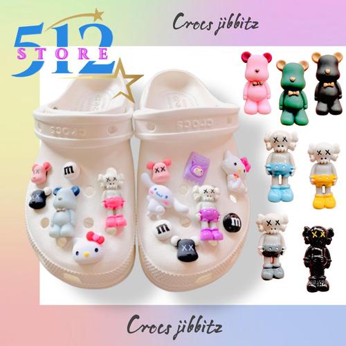 Jual 512 Charms Crocs Jibbitz designer Karakter Kaws x Bearbrick Full ...