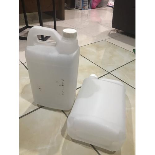 Jual Jirigen / jerigen / botol 5 liter bekas lengkap dengan tutupnya ...
