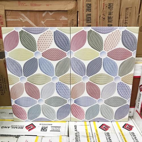 Jual Keramik dinding 25x40 motif bunga/ keramik motif batik/keramik ...
