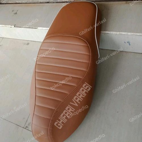 Jual Jok Motor Yamaha Fazzio hybrid lux Bahan Kulit MBtech - hitam lis ...