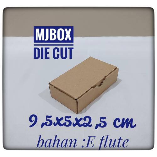 Jual kardus uk. 9,5x5x2,5 cm...box karton model pizza/die cut - Jakarta ...