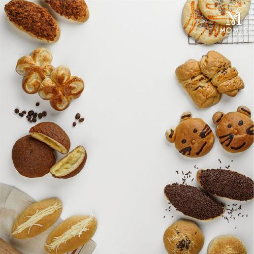 Jual ROTI MINI MOMIS BAKERY ISIAN FULL TOPPING 1 BOX ISI 10 PCS - 5 pcs ...