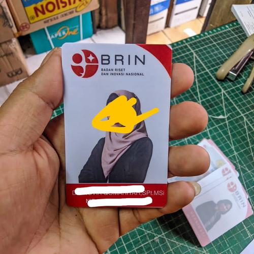 Jual CETAK ID CARD MURAH - desain - Kab. Bogor - SENJU COPY CENTER ...