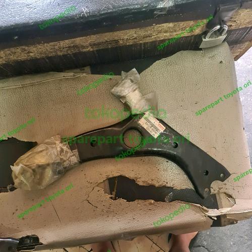 Jual Lower Arm Kanan Rav4 2000-2005 ACA20 ZCA26 ACA21 48068-42040 ...