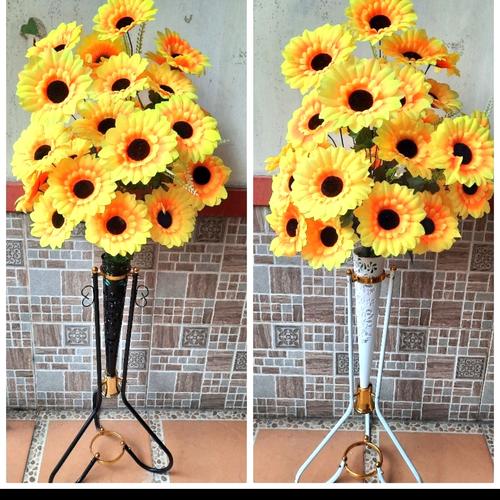 Jual bunga plastik bunga sudut ruangan matahari 24 kuntum +pot standing ...
