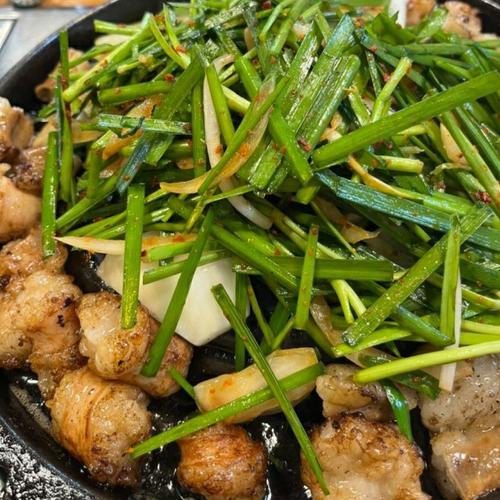 Jual Acar Kucai / Buchu Muchim Kimchi Sidedish Untuk Daechang - Jakarta ...