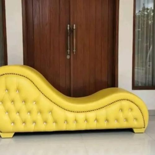 Jual Sofa Cinta Sofa Santai Warna Kuning Polos dengan Variasi Samping ...