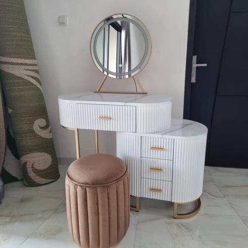 Jual meja rias modern cermin led sensor kaki besi dengan puk - marmer ...