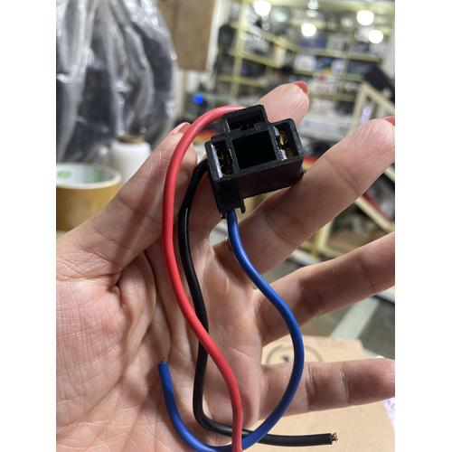 Jual Soket Lampu H4 Pvc Plus Kabel - Kota Surabaya - Eltra Abadi ...