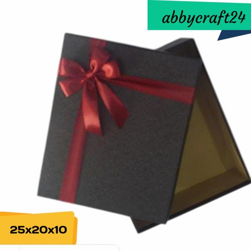 Jual Kotak Kado / Bungkus Kado / Gift Box Classic murah 25x20x10 ...