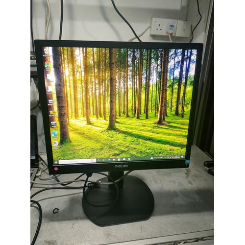 Jual MONITOR LCD PHILIPS 19B4L 19INCHI BONUS KABEL VGA - Kota Tanjung ...