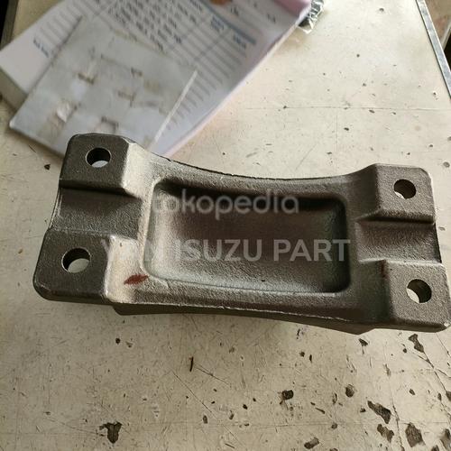 Jual PAD BANTALAN SPRING CONTACT KONTAK BELAKANG ISUZU GIGA FVM FVZ NO ...