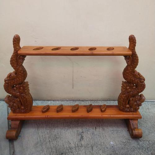 Jual Jagrak tempat keris Bahan kayu jati Ukiran naga Isi 5 plituran ...