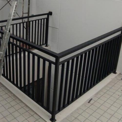 Jual Railing balkon | railing Tangga | pagar besi minimalis - Jakarta ...