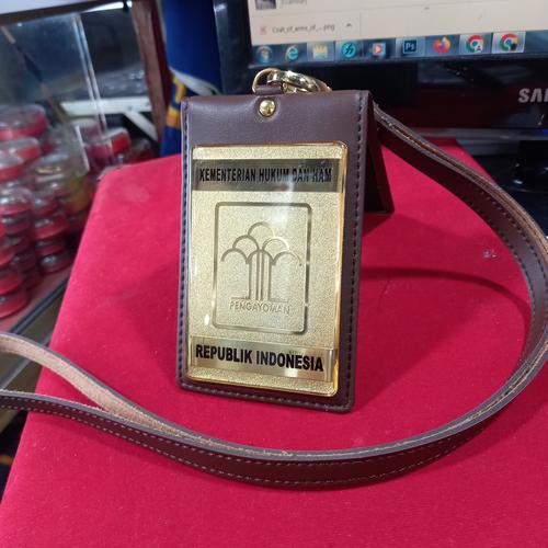 Jual dompet KTA kemenkumham / Pengayoman - pin logo gold - Jakarta ...