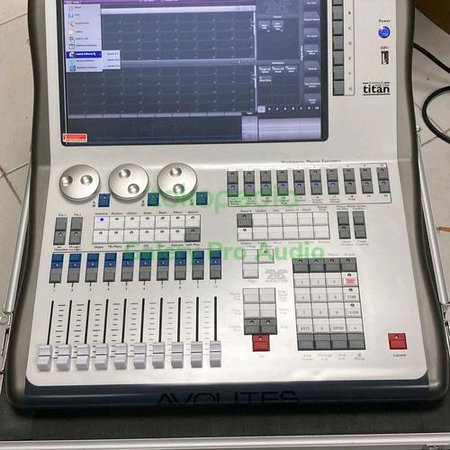 Jual Mixer Avolites Quartz TITAN Mixer lampu controler Profesional ...