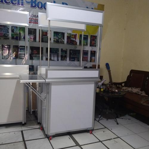 Jual meja lipat roda - Kota Bekasi - Queen booth portable | Tokopedia