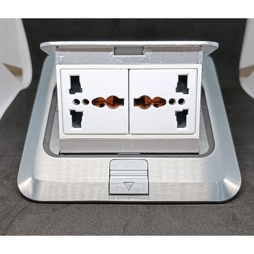 Jual SIMON FLOOR OUTLET WITH TWIN MULTI STANDARD - Jakarta Utara ...