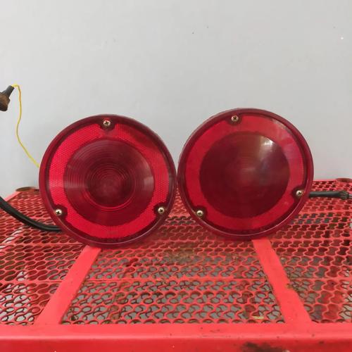 Jual Tail light / stoplamp Chevrolet c10 stepside Chevy hotrod Ford ...