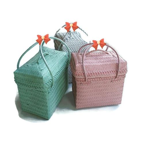 Jual Tas hampers / tas parcel / tas anyaman kotak dengan tutup - Biru ...