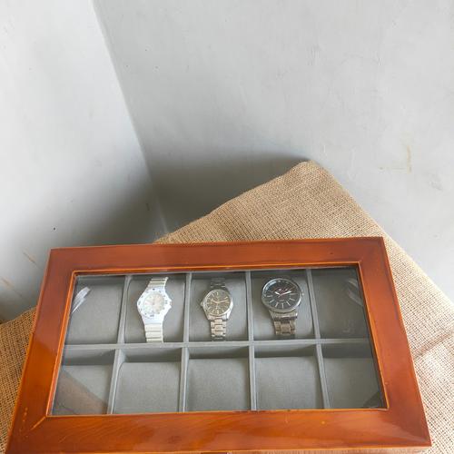 Promo TEMPAT JAM/KOTAK JAM/WADAH JAM/BOX JAM TANGAN KAYU ISI 10 - Kab ...