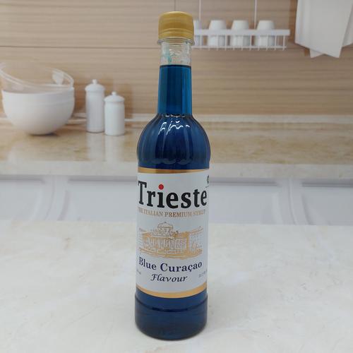 Jual Trieste Syrup Blue Curacao 650 ml - Sirup Rasa Blue Curacao - Kota ...