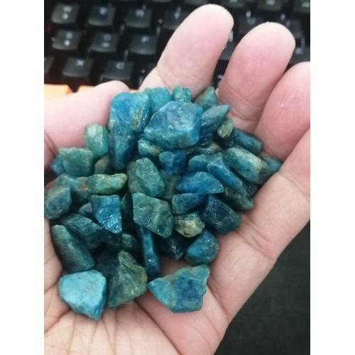 Jual Batu Natural Blue apatite small rough 7-9mm 100 grams - Jakarta ...