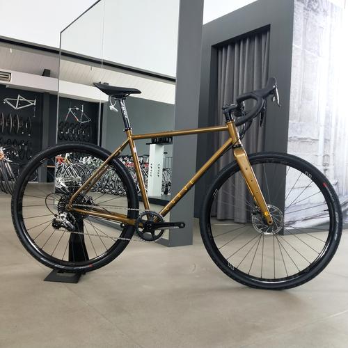 Jual Curve GXR Kevin Of Steel III SRAM Rival 1 Gravel Bike-Hello Green ...