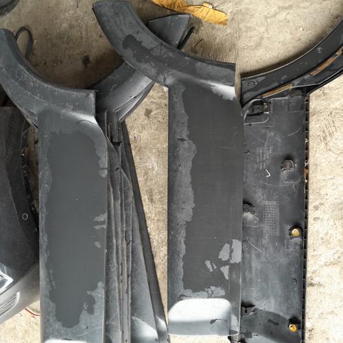 Jual lis pintu, moulding pintu, over fender pintu livina x gear - Kab ...