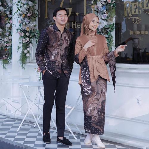 Jual Wou Batik Batik Couple Kebaya Modern Nikita Kebaya Tunangan Dan Nude Kemeja Saja Xl