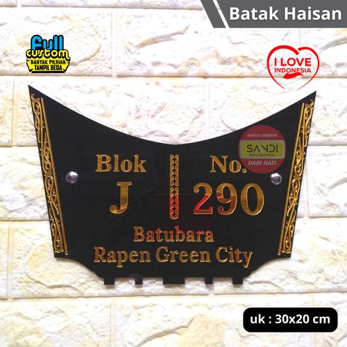 Jual PAPAN NOMOR RUMAH AKRILIK NOMER RUMAH AKRILIK ADAT MODEL BATAK HAISAN - text putih - Kota ...