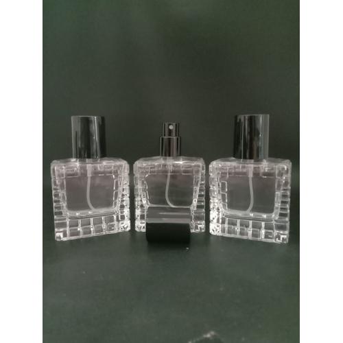Jual Botol parfum Bintik Kotak drat 30ml perpcs - Jakarta Barat - 17th ...
