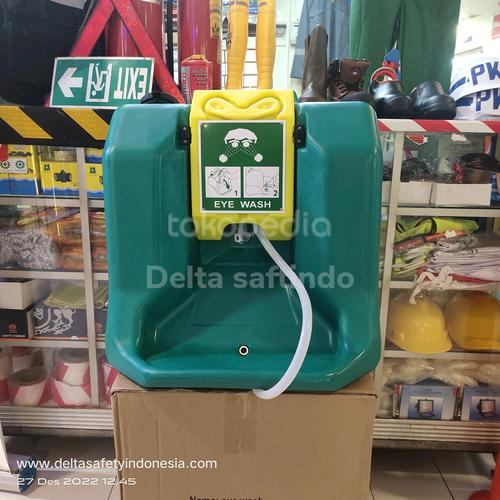 Jual Emergency Eye Wash Portable 16 Galon Eyewash Equality HAWS 7500 ...