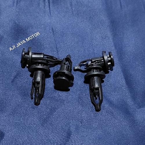 Jual KANCING BUMPER UNIVERSAL KLIP GRILL BUMPER MOBIL INNOVA FORTUNER ...