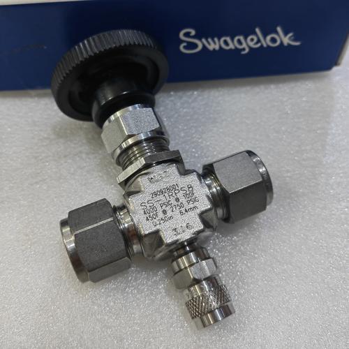 Jual Compact Gauge 1/2" OD Integral Purge Valve SS316 Swagelok SS-1RPS8 ...