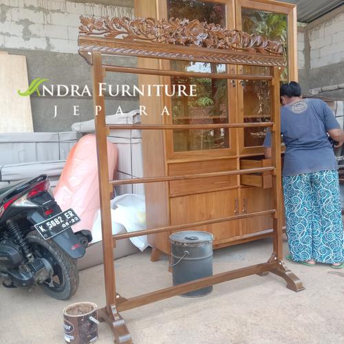 Jual Gawangan kain 4 tongkat full ukiran, gawangan kain batik new ukir ...