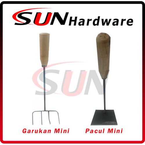 Jual Pacul Garukan Sampah kecil Cangkul Mini Sampah Got Tanah - Pacul ...