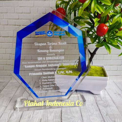 Jual Piagam Akrilik, Plakat Akrilik Custom, Plakat Akrilik Premium - 8 ...