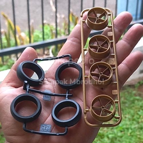 Jual Velg Pelek Large Narrow Gold 5 Spoke Ban Soft Black Arched Loose ...