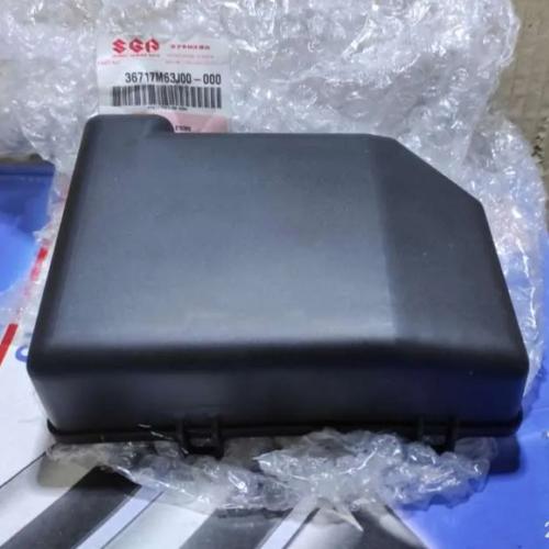 Jual Tutup Sekring Box Swift Lama , New Splash ORIGINAL - Jakarta Pusat ...