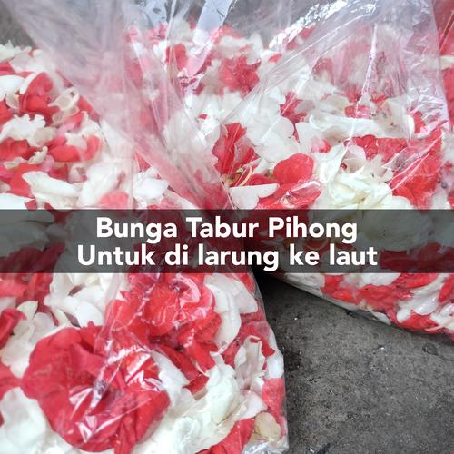 Jual kembang tabur laut pihong segar untuk larung kelaut bunga merah ...