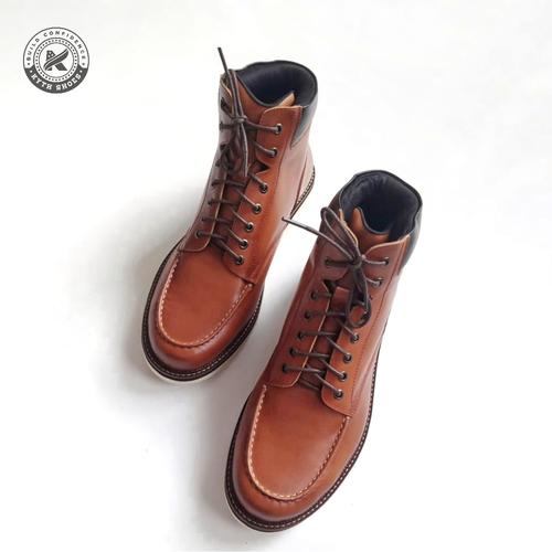 Jual Moctoe Boots Tan SP RW | Sepatu Kulit Pria - Kab. Magetan ...
