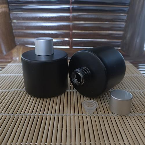 Jual Botol reed diffuser 50ml tutup ulir silver / botol bibit parfum ...