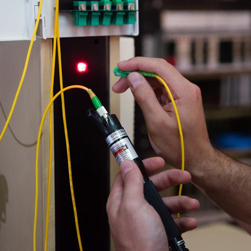 Jual Alat Untuk Cek Kabel Fiber Optik Senter Laser Visual Fault Locator ...