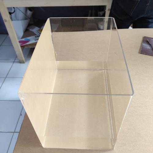 Jual Kotak Akrilik ukuran P 60 x L 40 x T 30 cm - Kota Tangerang ...