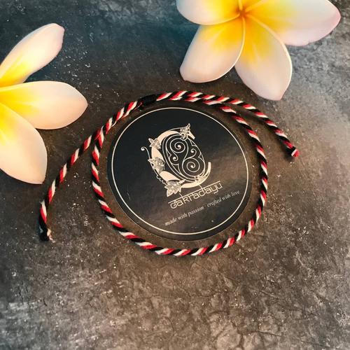 Jual Gelang Tridatu Tradisional Katun Handmade asli khas Bali Original ...