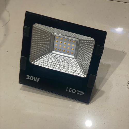 Jual Lampu sorot led 30w 30 w led aorot outdoor tembak floodlight led ...