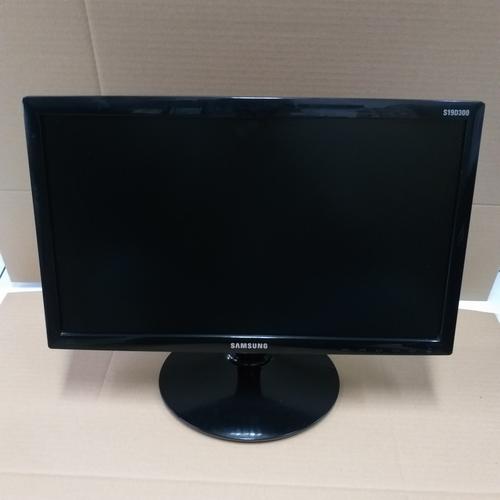 Jual MONITOR SAMSUNG 19 INCH HDMI LED - Jakarta Pusat - Ginker Store ...