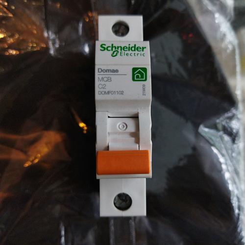 Jual MCB (Mini Circuit Breaker) Domae Schneider 2A 2 Ampere Amper 1 Pole - Kota Surabaya - Suara ...
