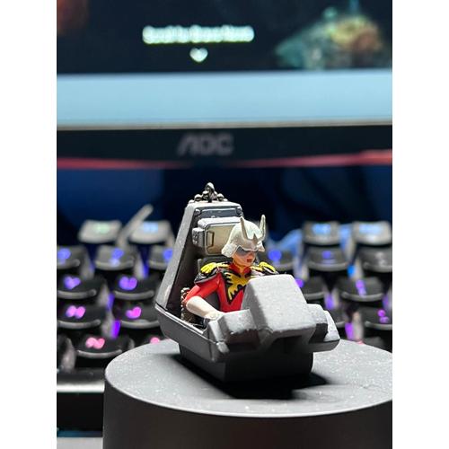 Jual Gundam Key Chain Char Aznable Collection - Char Cabin - Kota ...